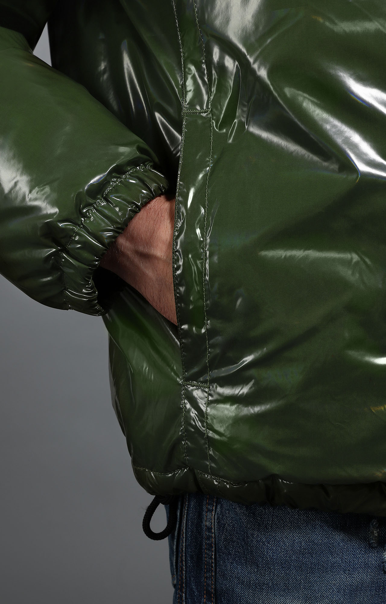 Green Men's ultra-shine green down jacket | Bikkembergs