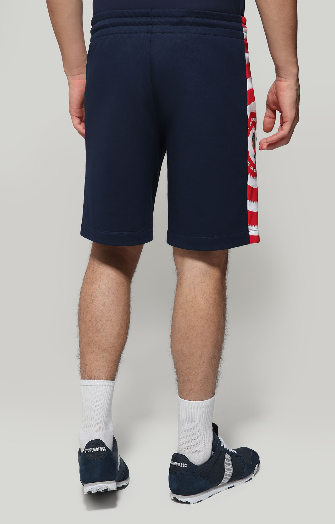 Men's Blue bermuda shorts with patch | Bikkembergs
